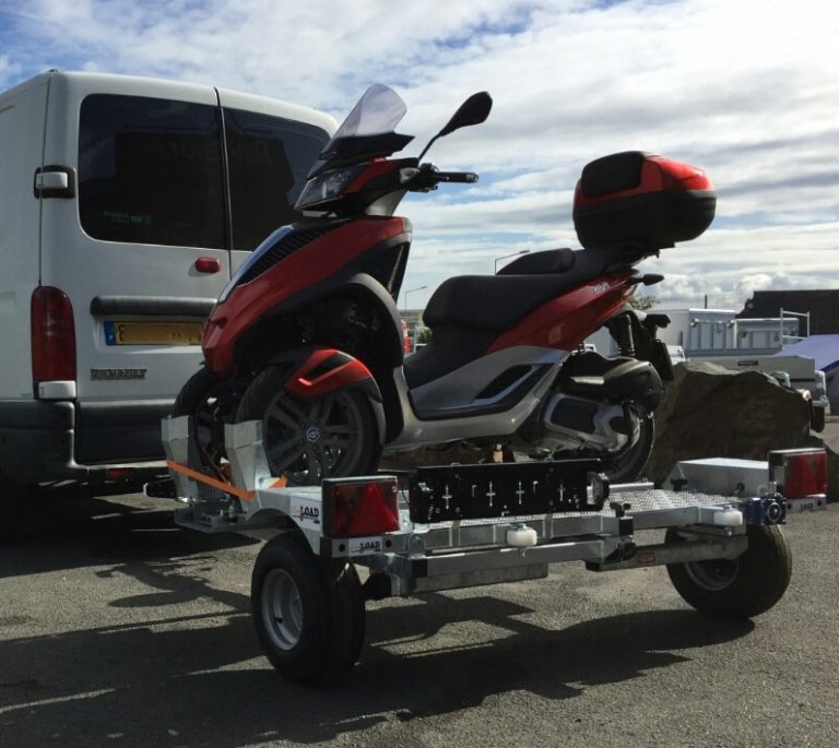 Remorque transversale scooter 3 roues, Easy Load Automatic MP3 - BSM ...